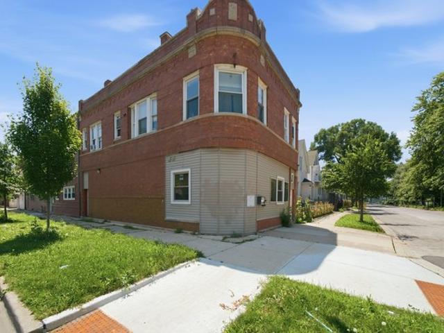 4101 W Potomac Ave, Chicago, IL 60651