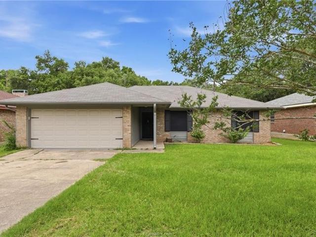 4101 Willow Oak St, Bryan, TX 77802