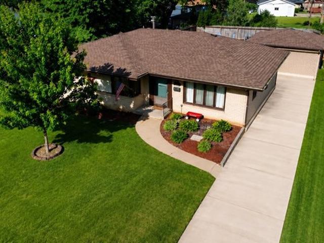 4101 33rd St, Des Moines, IA 50310