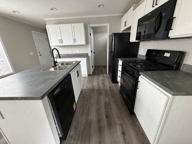 41021 Old Michigan Ave Trlr 20, Canton, MI 48188