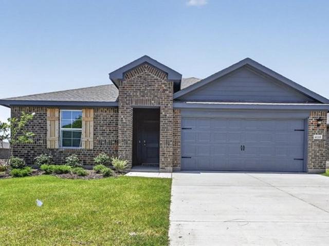 4102 Olivia Ln, Sanger, TX 76266