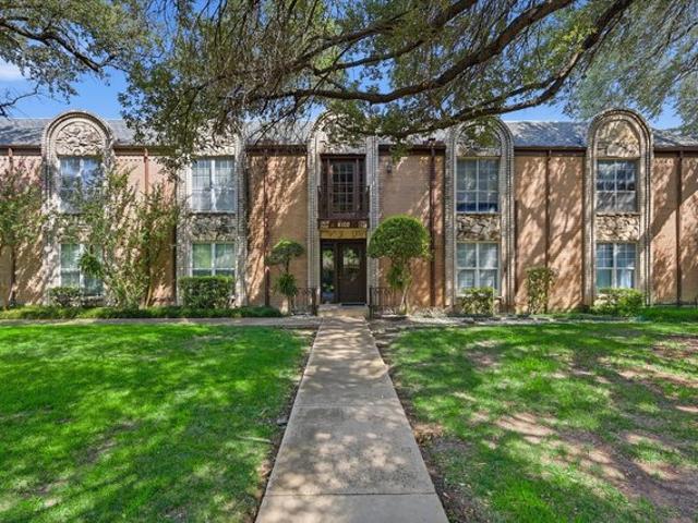 4102 Ridglea Country Club Dr Unit 1, Fort Worth, TX 76126