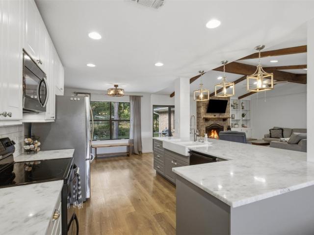4102 Sequoia Trl W