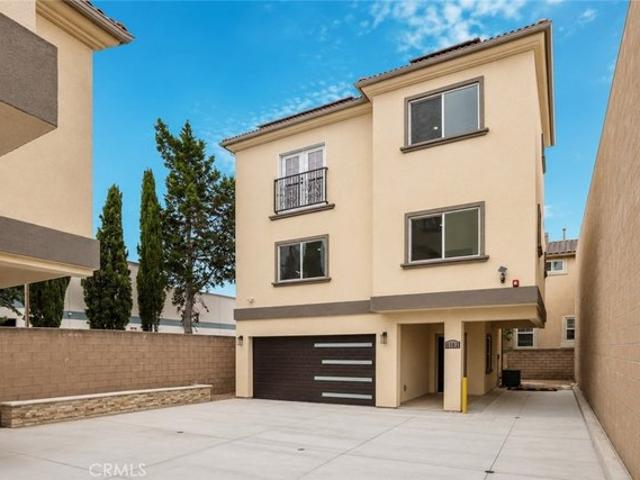 4102 Spencer St, Torrance, CA 90503