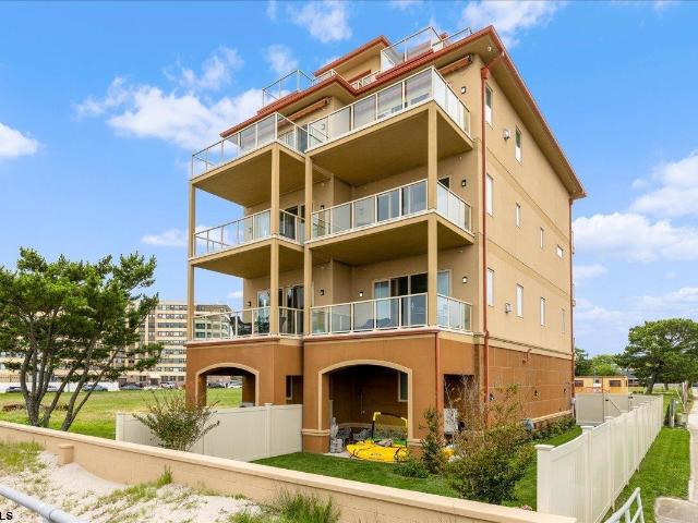 4103 Boardwalk
