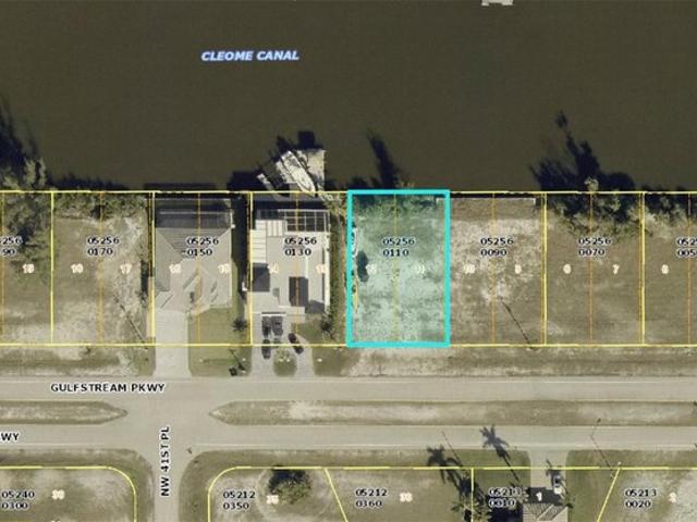 4103 Gulfstream Pkwy, Cape Coral, FL 33993