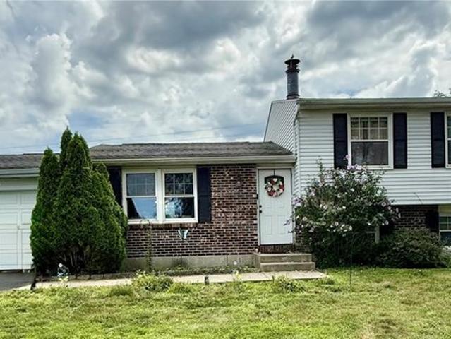 4103 Tannis Ter, Liverpool, NY 13090