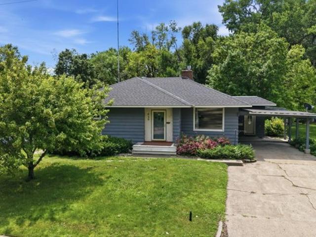 410 3rd Ave NE, Clara City, MN 56222