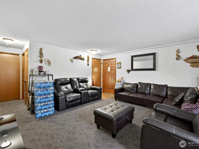 410 10th Street