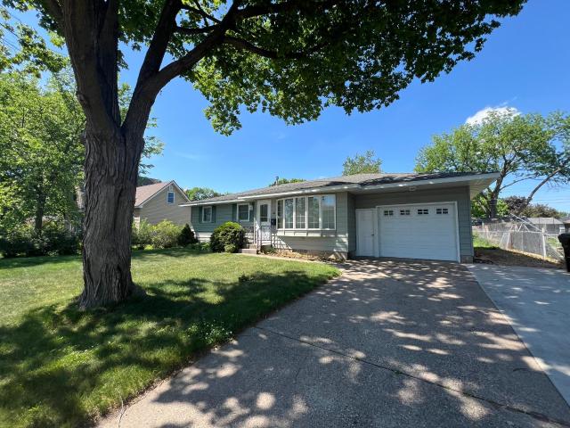 410 14th Street W