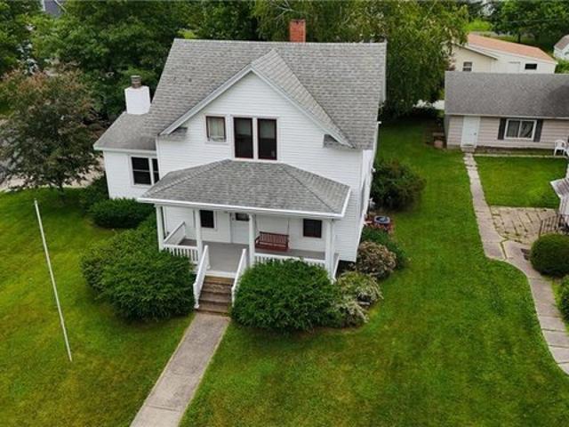 410 1st Ave SE, Harmony, MN 55939