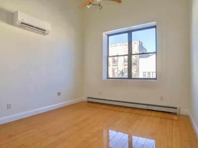 410 Central Ave # 2D