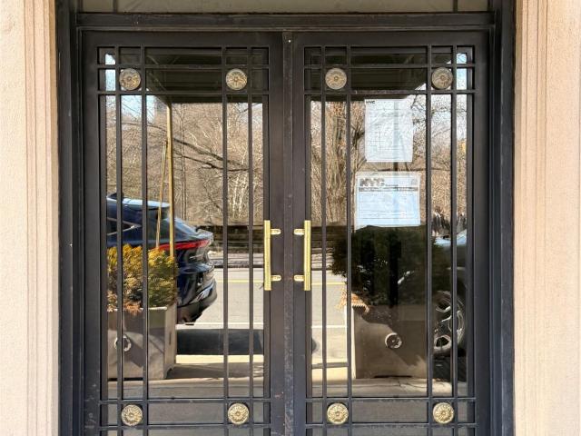 410 Central Park W 1F