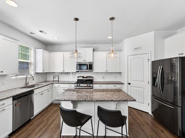 410 Chestnut Oak Place