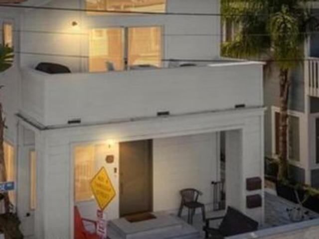 410 Clubhouse Ave, Newport Beach, CA 92663