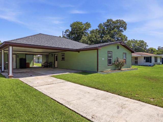 410 Crepe Myrtle Avenue