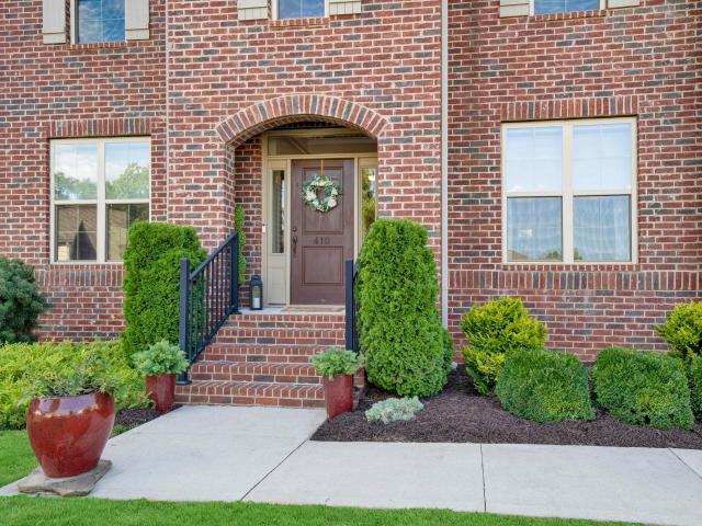 410 Arborwalk Court