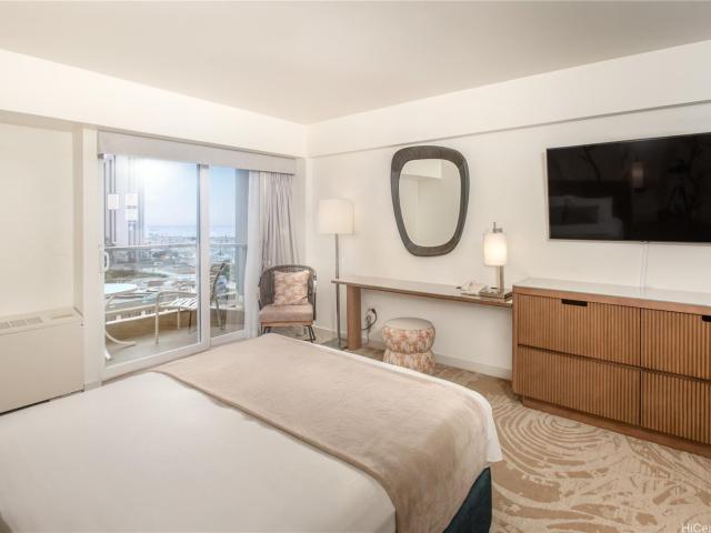 410 Atkinson Dr, Unit 1311, Honolulu, HI 96814 | MLS #202608 | Compass