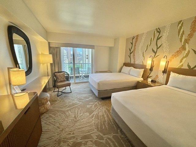 410 Atkinson Dr Unit 1518, Honolulu, HI 96814