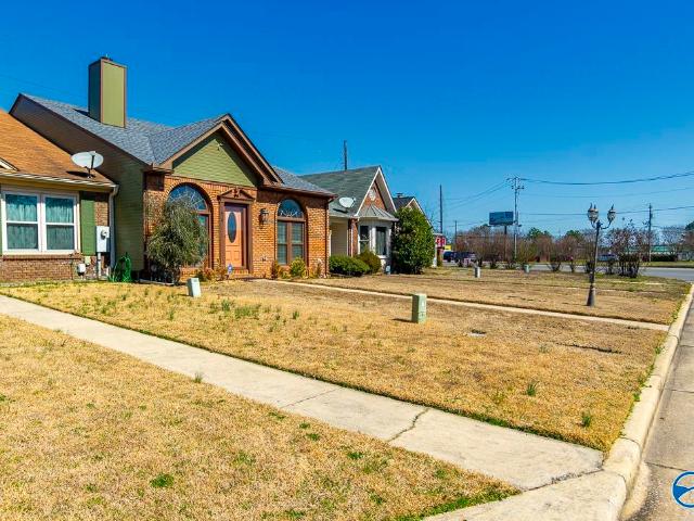 410 Autumnwood Drive SW