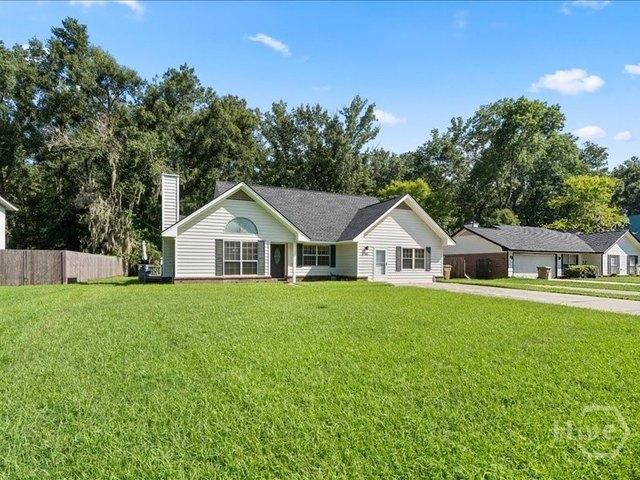 410 Boyd Dr, Richmond Hill, GA 31324