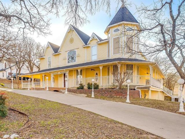 410 Beverly St, Keller, TX 76248 | MLS #21210