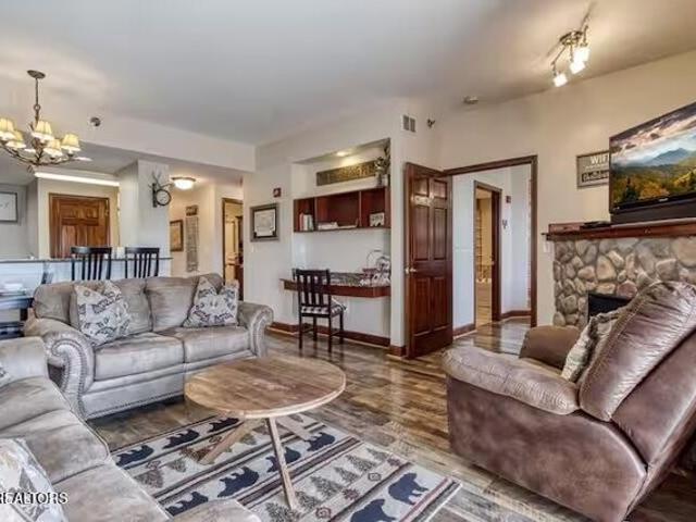 410 Big Bear Way Unit 2002, Pigeon Forge, TN 37863