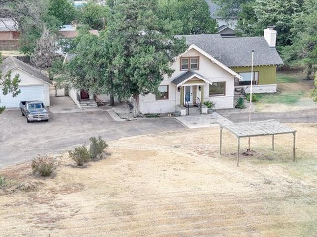 410 Buckler Ave, Pampa, TX 79065