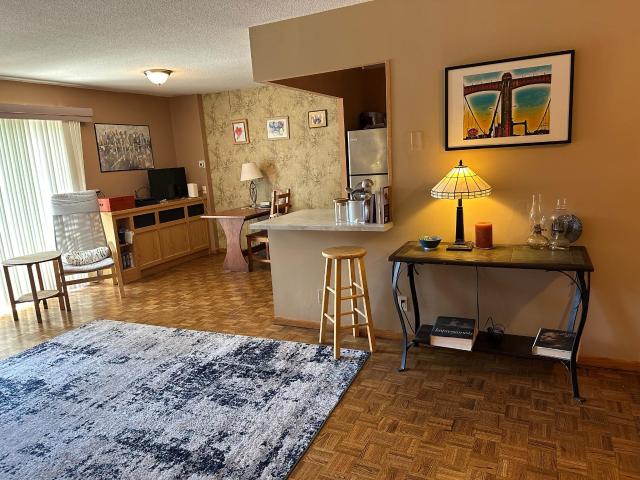 410 Groveland Avenue # 305