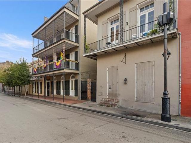 410 Dauphine Street