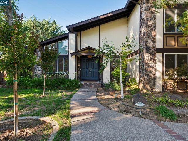 410 Dunblane Dr