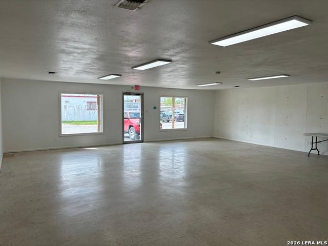 410 E Gonzales
