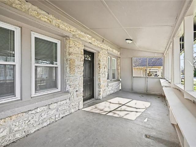 410 E Kansas Avenue