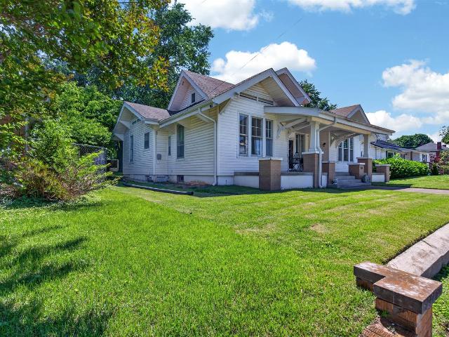 410 E Maple Street