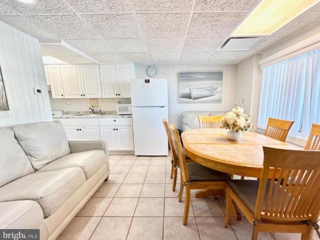 410 E Monterey Avenue # 103