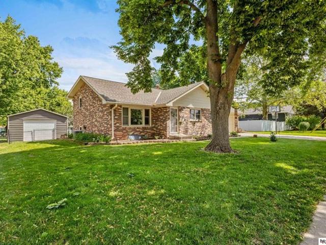 410 Florence St, Beatrice, NE 68310