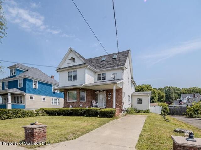410 Keystone Ave, Peckville, PA 18452
