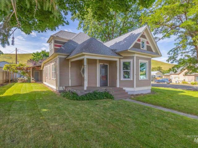 410 High St