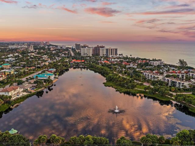 410 Old Towne Ln, Juno Beach, FL 33408 | MLS #B26058