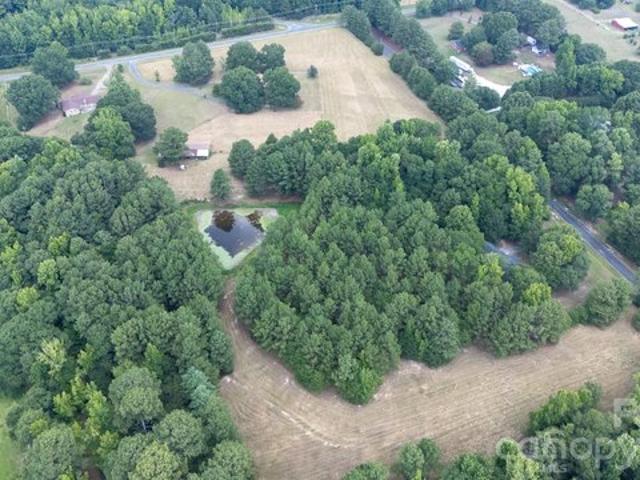 410 Ole Simpson Pl, Catawba, SC 29704