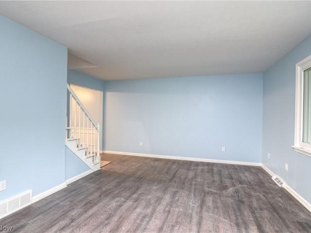 410 Lafayette Road 18