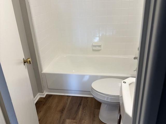 410 Lindsay Court 1 Bedroom Apartment for Rent at 410 Lindsay Ct, Louisville, KY 40206 Clifton Heights