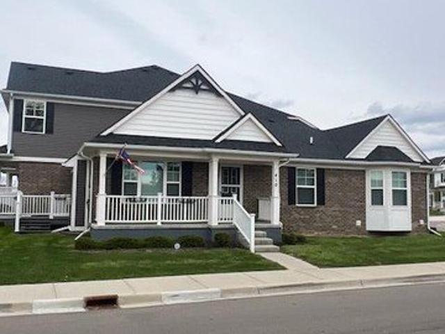 410 Maple Cove Cir Unit 1, Saline, MI 48176