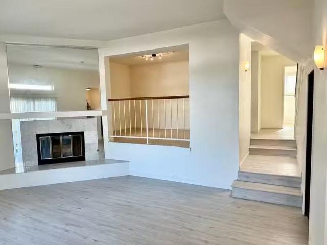 410 N Broadway Townhomes in Redondo Beach, CA