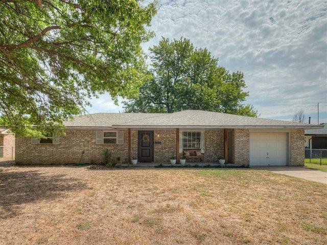 410 N Magnolia St, Crescent, OK 73028