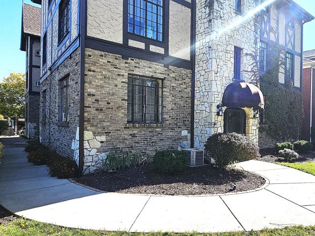 410 N Raynor Avenue # 1W