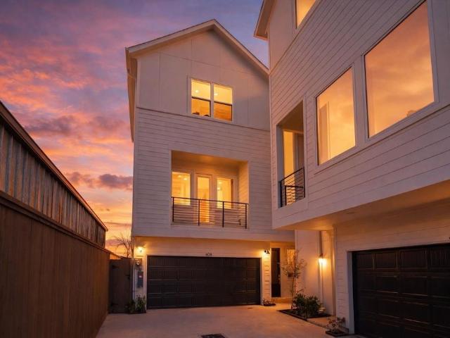 410 N Stiles St, Houston, TX 77011 | MLS #28428