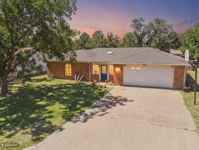 410 Nara Visa Ln, Fritch, TX 79036