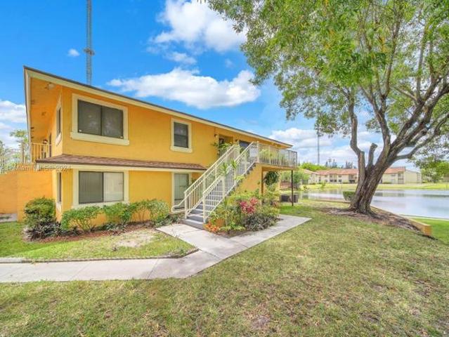 410 NW 214th St #205, Miami Gardens, FL 33169