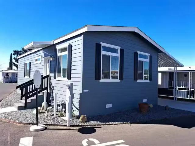 410 S 1ST ST SPC 94, EL CAJON, CA 92019